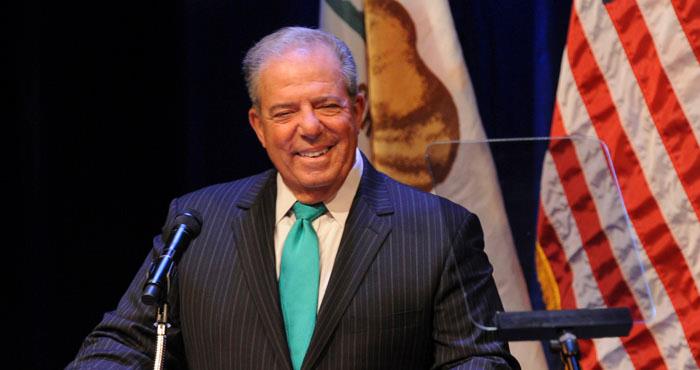 New City Council chambers to be named after former Mayor Bob Foster ...