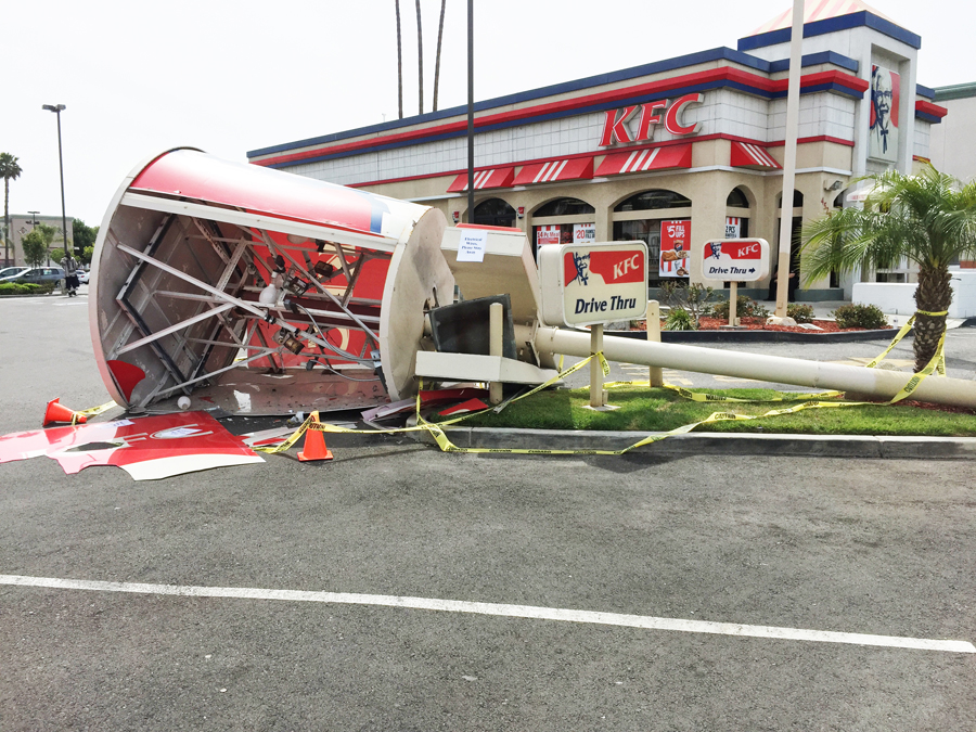 KFC Bucket Sign Topples Over in Long Beach Due to Strong Winds • Long ...